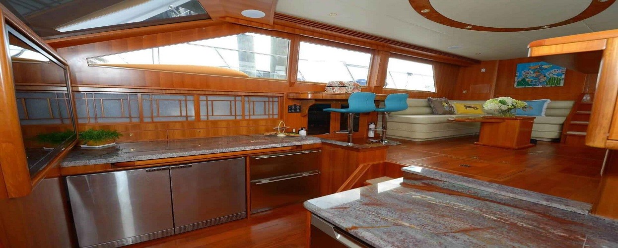 50' Jefferson - Hamptons Yacht Charters | Sag Harbor Rental